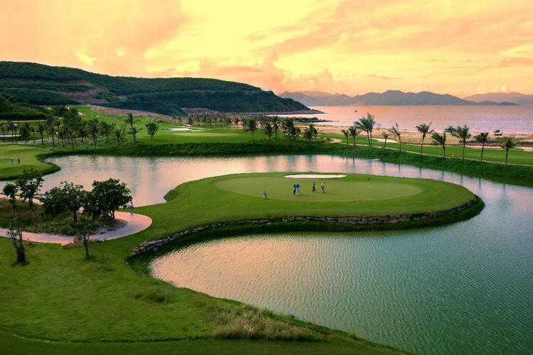 Discover the Best Golf Courses in Los Angeles | Skillest